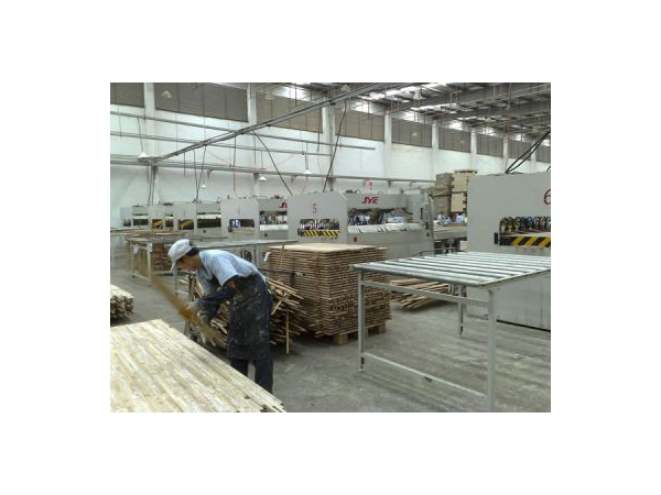 RF Press | Radio Frequency Gluer | JYC | ETW International