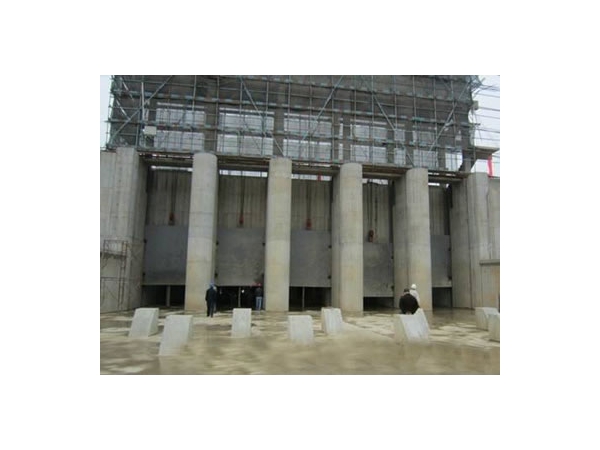 Floating Pump Station | Irrigation System | Rainfine | ETW International